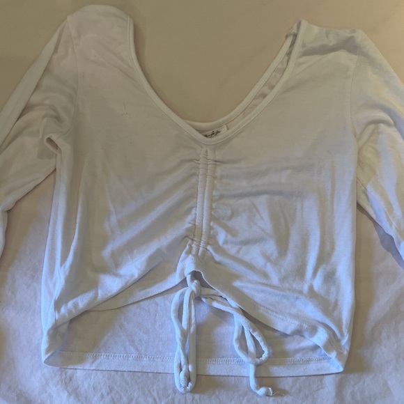 Tops | This Is A White Crop Top That Is Scrunched In The Middle | Poshmark
